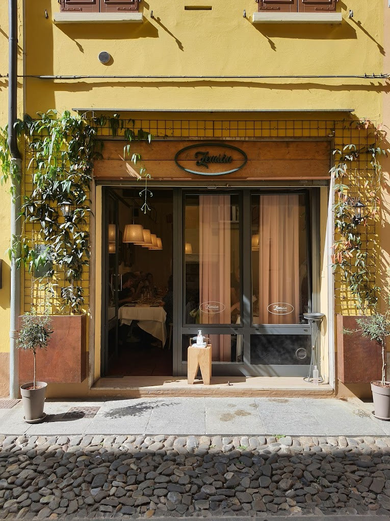 ZEMIAN PICCOLA OSTERIA – Spacedelicious